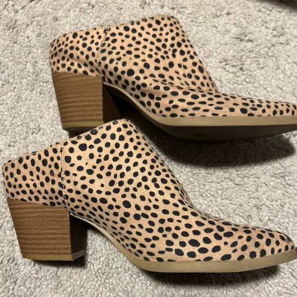 Universal Thread | Shoes | Womens Universal Thread Goods Animal Print ...
